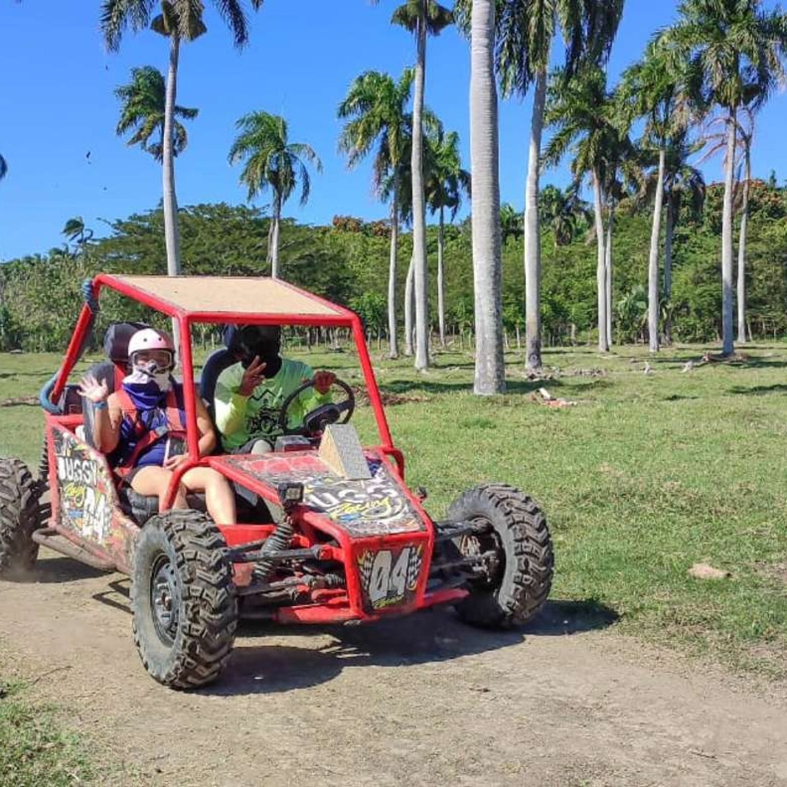 AMBER COVE-TAINO BAY Super Buggy Tour » Tours & Excursions