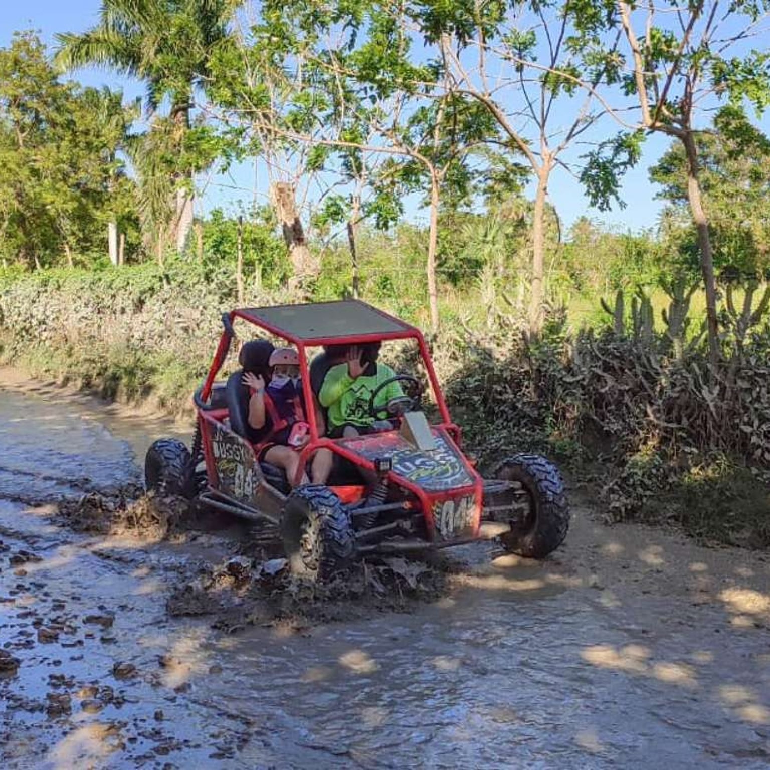 AMBER COVE-TAINO BAY Super Buggy Tour » Tours & Excursions